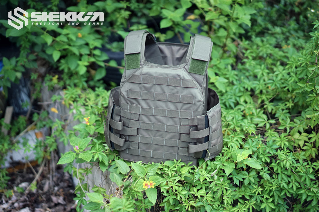 Delta force CAG tactical gear Paraclete HPC plate carrier smoke green