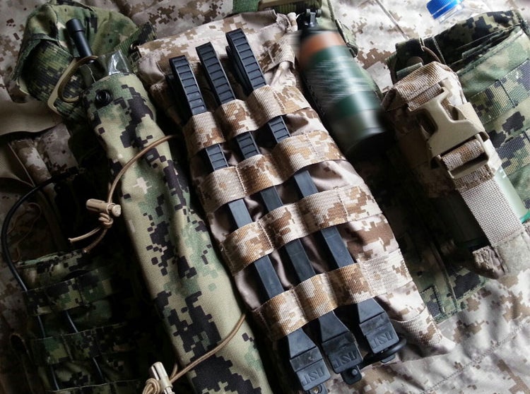 Navy seals devgru tactical gears AOR1 6199A AOR1 hydration pouch